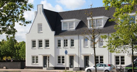 Van Manen | Home
